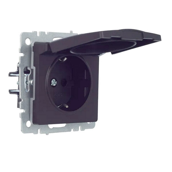 Штепсельная розетка встраиваемая IEK BRITE 16А BR-R16-16-44-K02 РСбш10-3-44-БрЧ с з/к и шторками с крышкой черный IP44