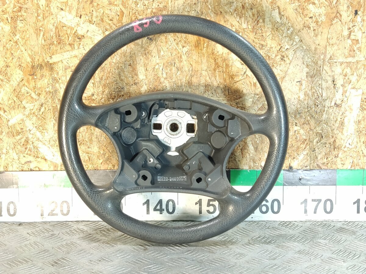 Рулевое колесо VAZ NIVA 21233402018