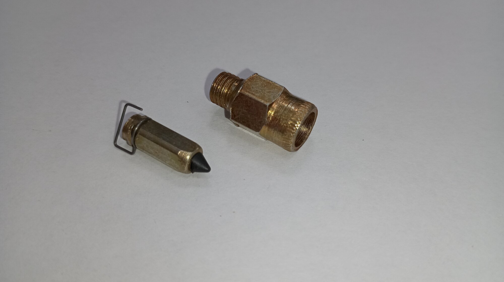 Игла карбюратора 2101-07 с седлом AVKOPRO