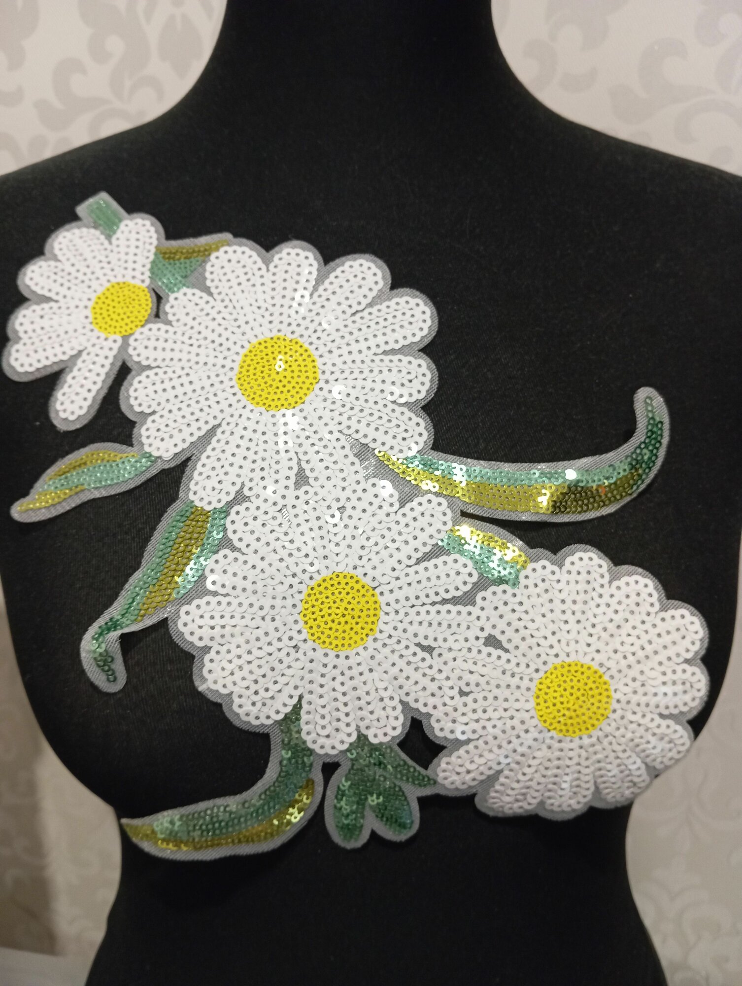 Декор пришивной клеевой с пайетками 31* 26см