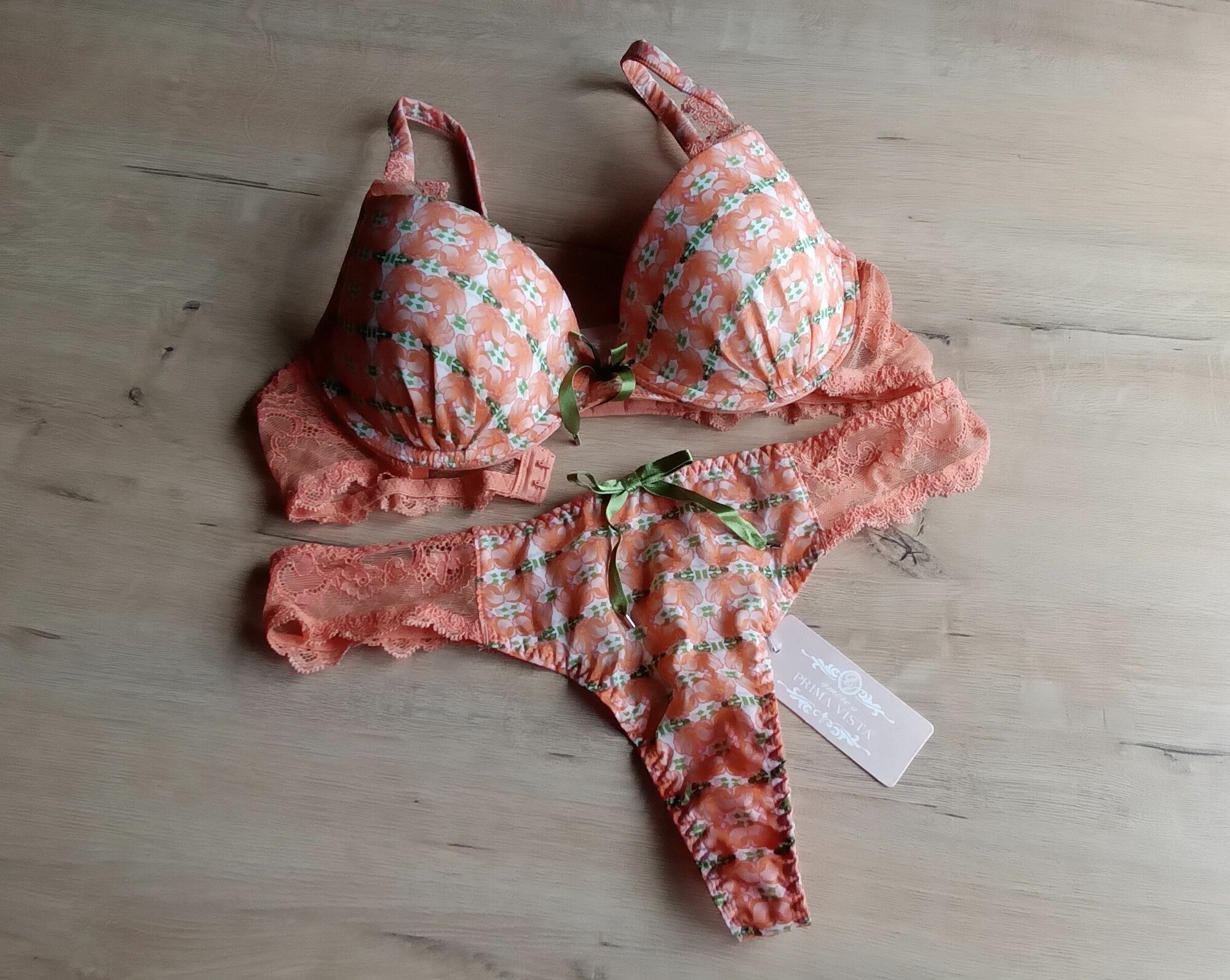 Комплект нижнего белья