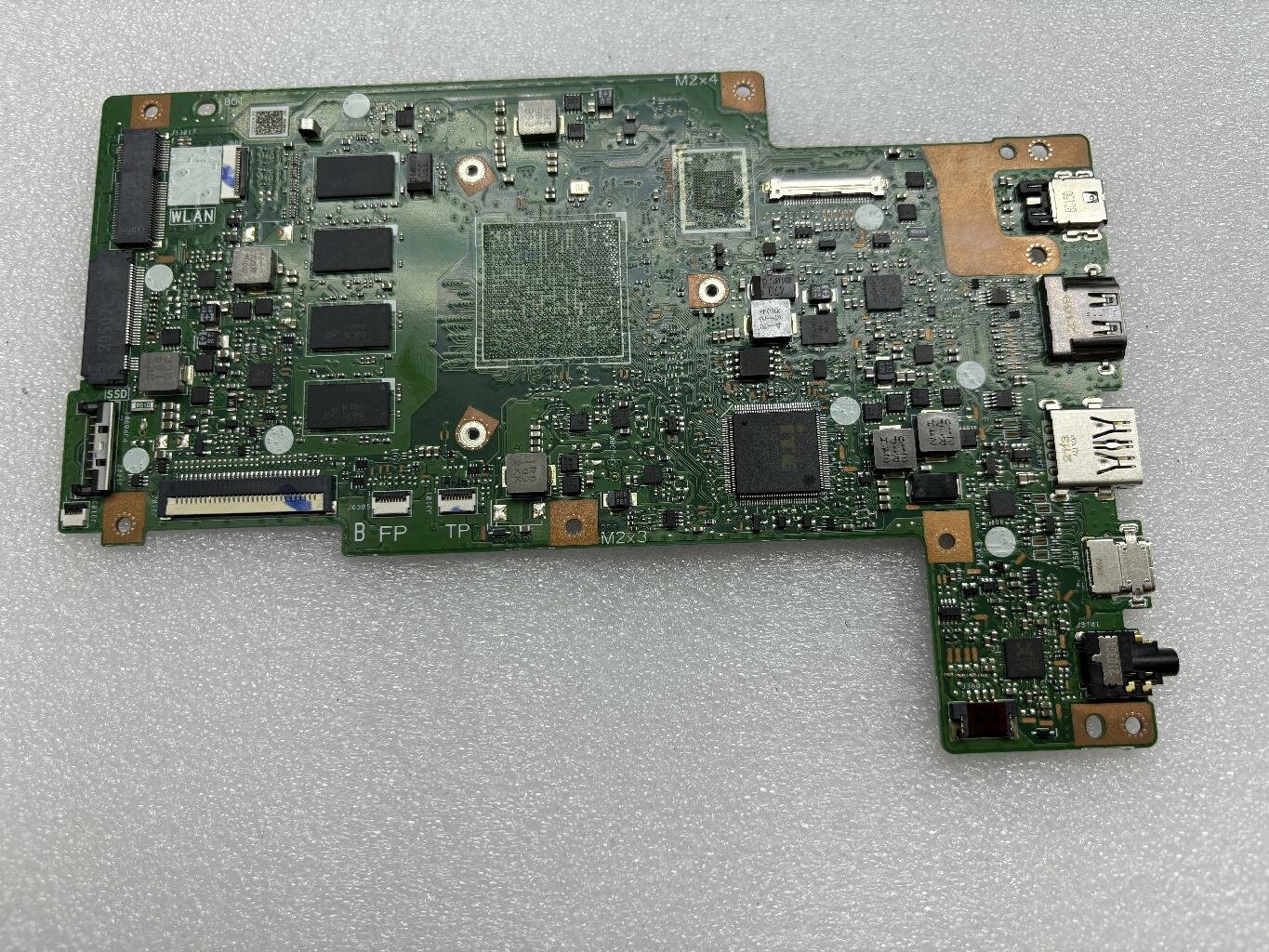 Материнская плата ASUS E510MA донор компонентов (039936)