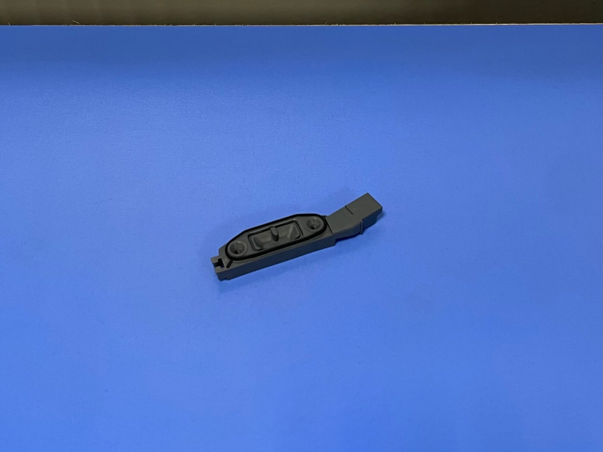 Датчик двери ПММ Bosch, Siemens (9001218020, 630627)