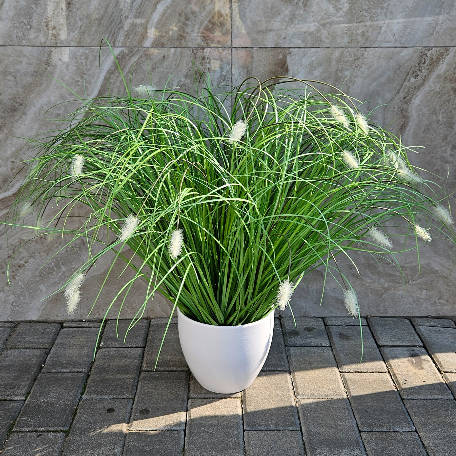Трава с белыми пушистиками 60см в кашпо, искусственная трава для декора дома от ФитоПарк