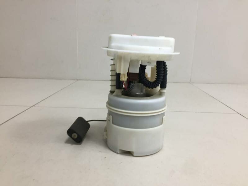 Насос топливный электрический Renault Duster 2012 кат.номер: 172027786R