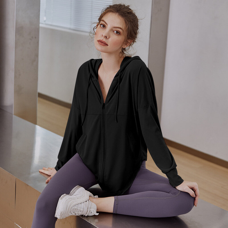 Куртка спортивная