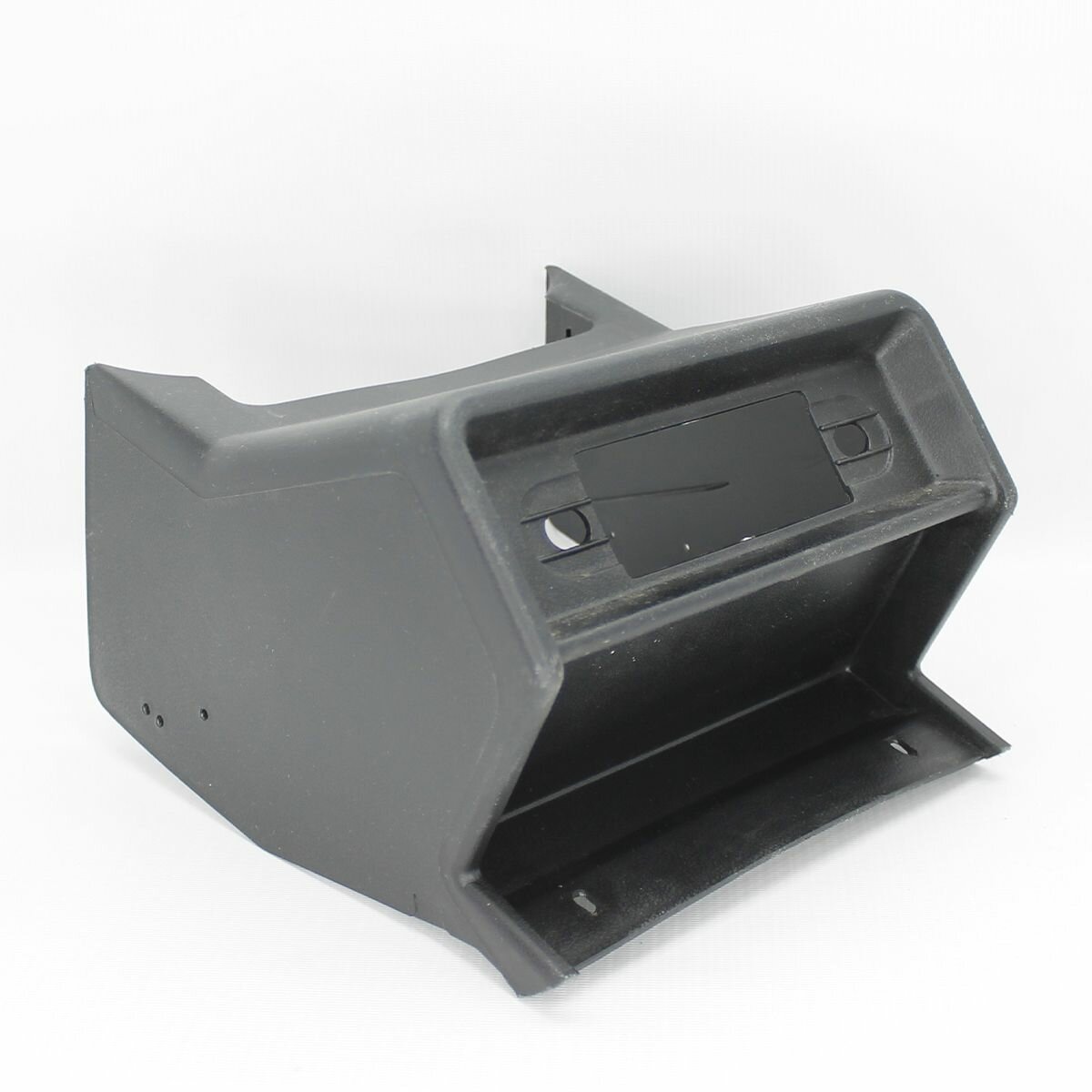 Заводская консоль торпеды / панель радиоприемника ВАЗ 2105