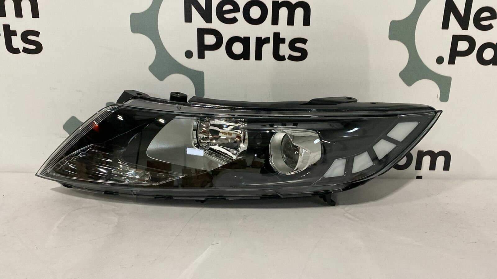 Фара левая (механическая) Kia Optima 3 TF 2013-2016, Neom.Parts