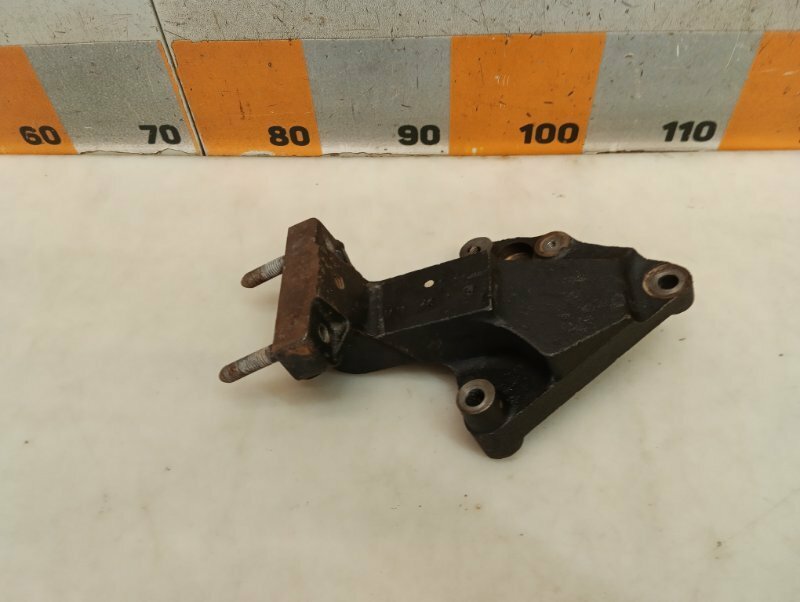 Б/У 2.0 C20SED Кронштейн двигателя Daewoo Magnus 2000 V200 Прав. 398308 DAEWOO арт. 96328610