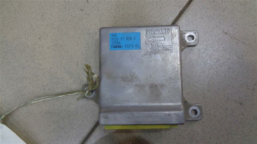 Блок управления AIR BAG от Mazda Demio DW 1996-2002