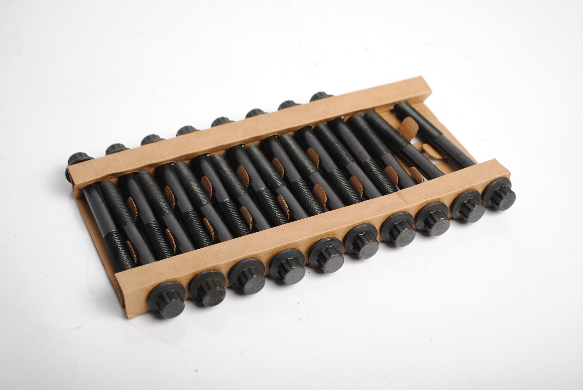 Комплект болтов ГБЦ RF0110135A STEN Mazda