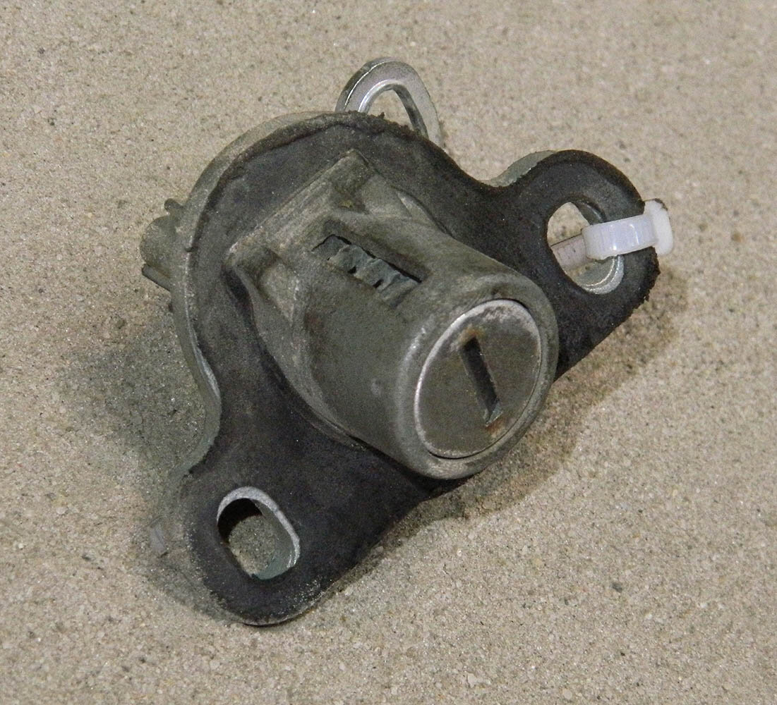 Личинка багажника Chevrolet Lacetti