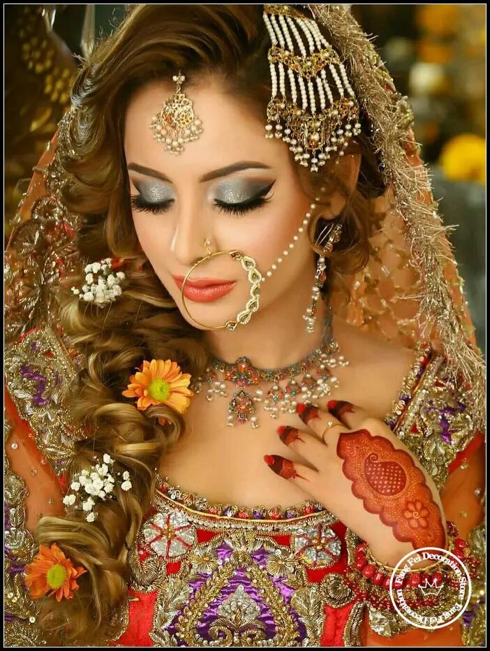 Алмазная мозаика на подрамнике "Индийская невеста" круглые бриллианты 40х50см