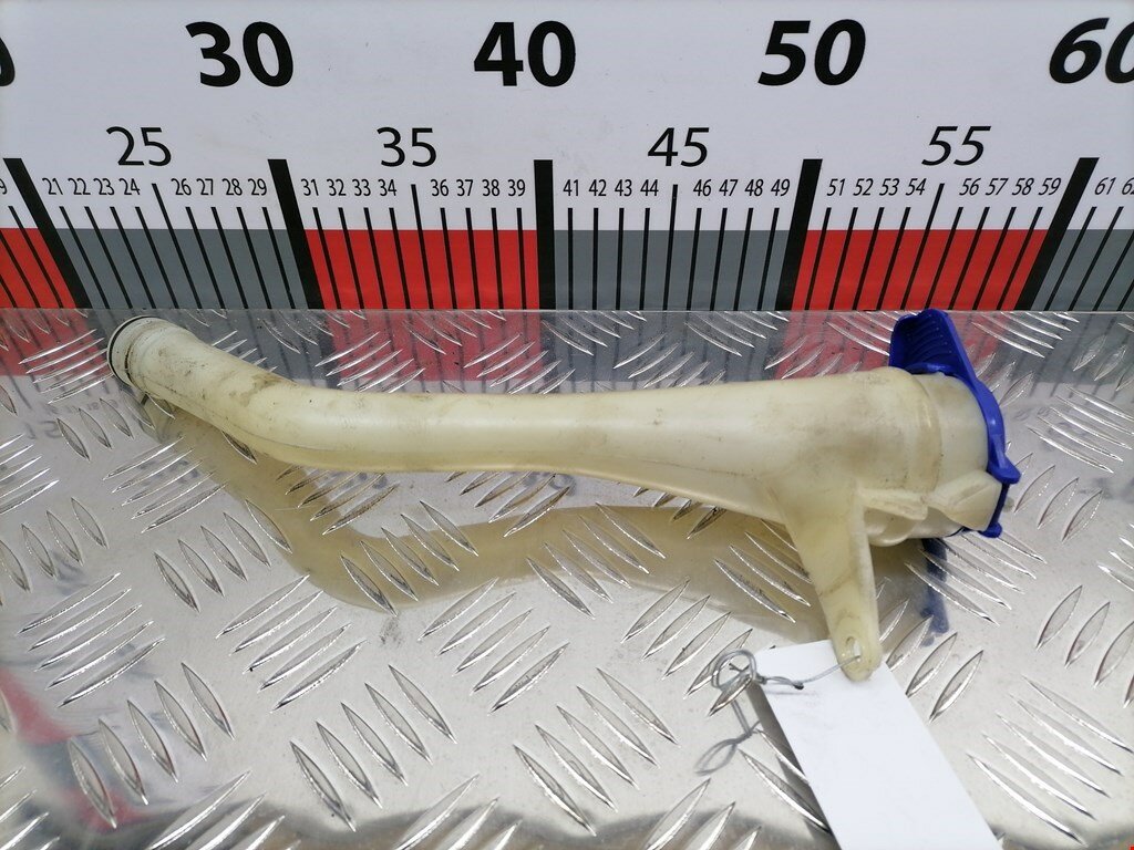 Бачок омывателя Volvo XC90 1 30663278 арт. 1933835