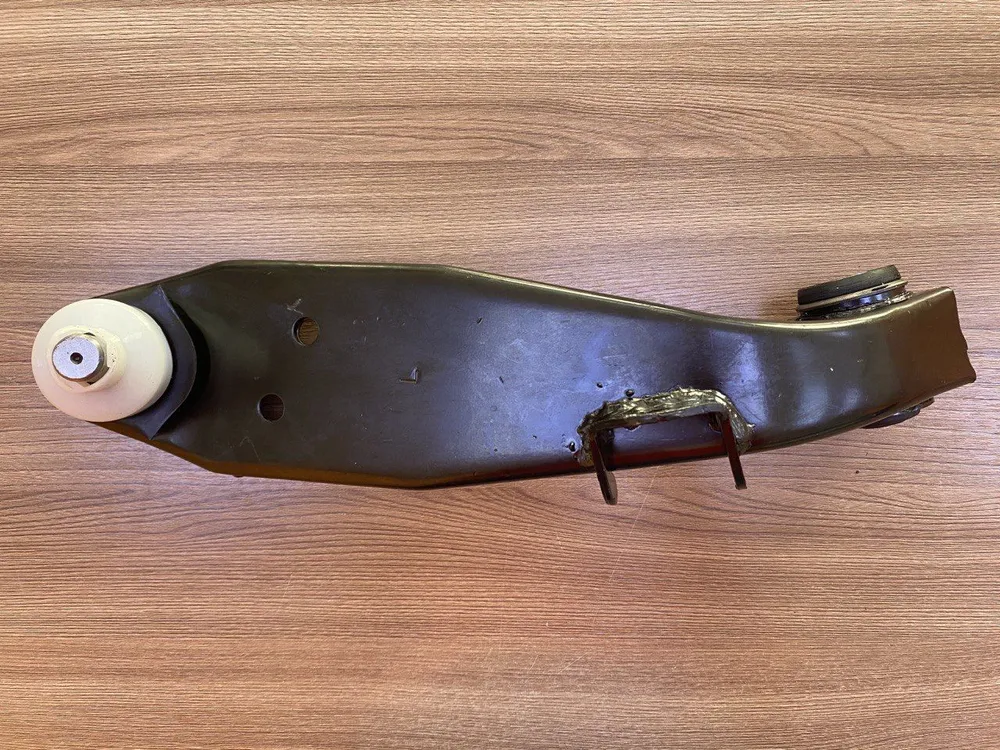 Рычаг подвески передней левый (с шаровой) Chery IndiS QQ6 Kimo Riich Чери Индис КЬЮКЬЮ6 Кимо Рич