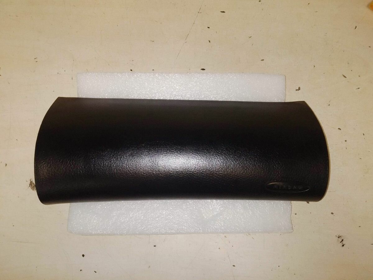 Накладка торпеды AIRBAG Volkswagen Passat B5