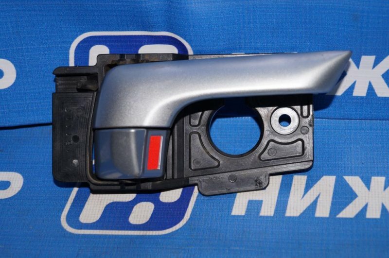 Ручка двери внутренняя Kia RIO 3 QB 1.4 (G4FA) перед. прав. (б/у)