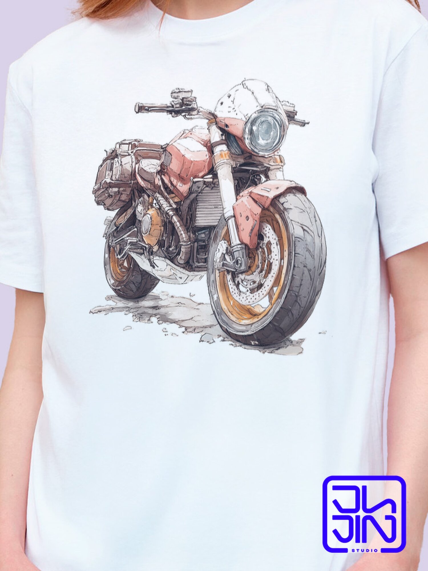 Футболка классическая женская с авторским принтом Ретро мотоцикл оранжевый, винтажный в черно белом стиле для уличного экстрима, белый хлопковый трикотаж с прикольным рисунком на груди