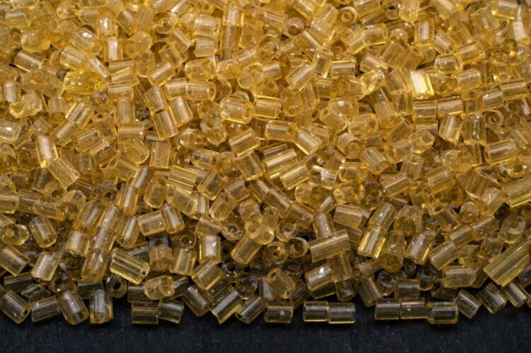 Бисер китайский рубка размер 11/0, цвет 0002 светло-коричневый прозрачный, 450г