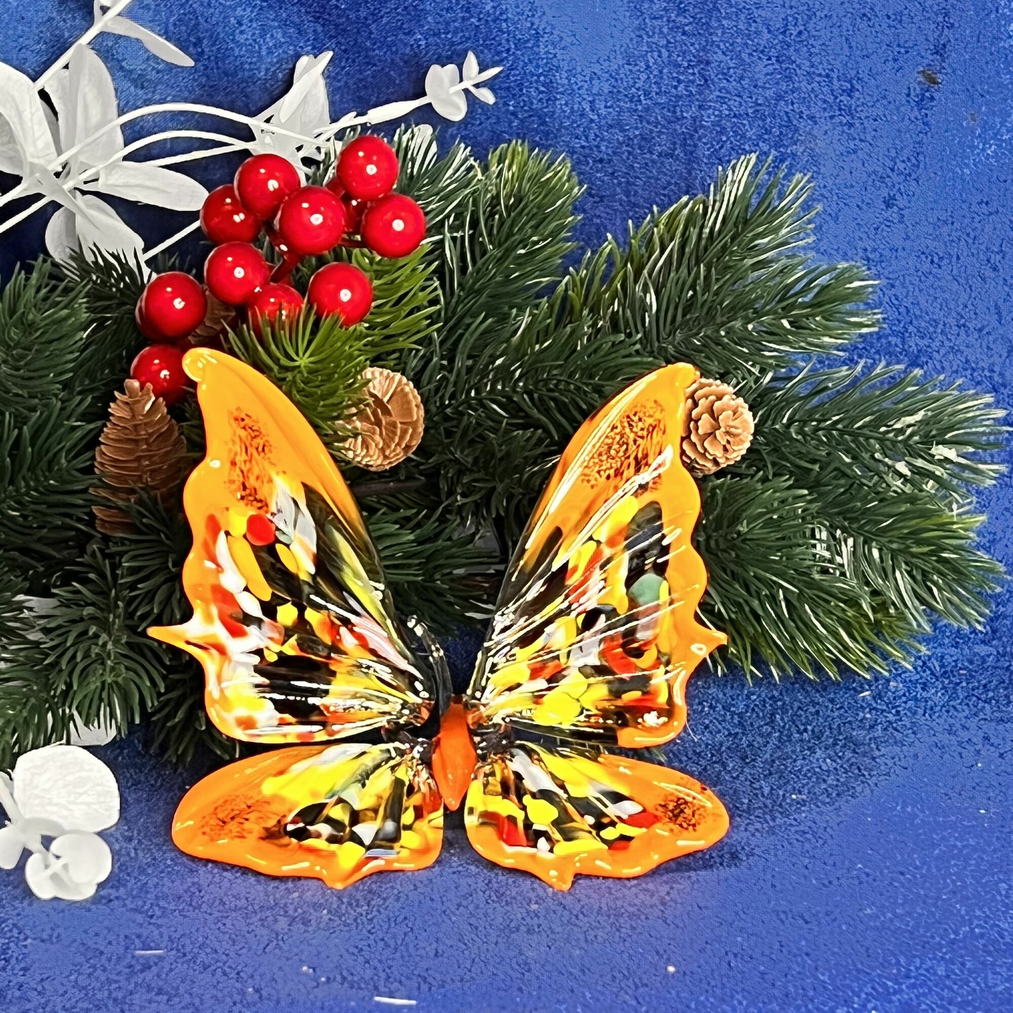 Бабочка из цветного стекла Разноцветная оранжевая