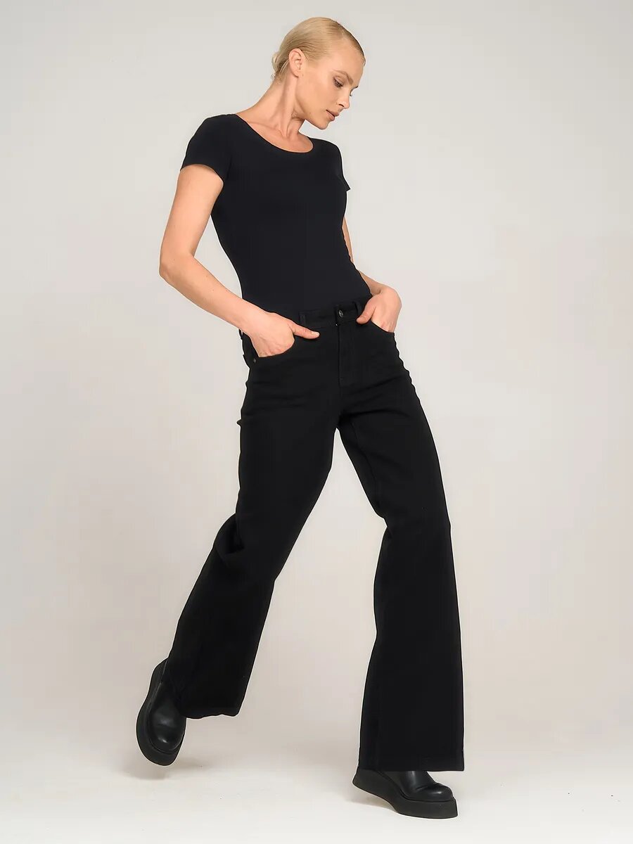 Джинсы широкие 