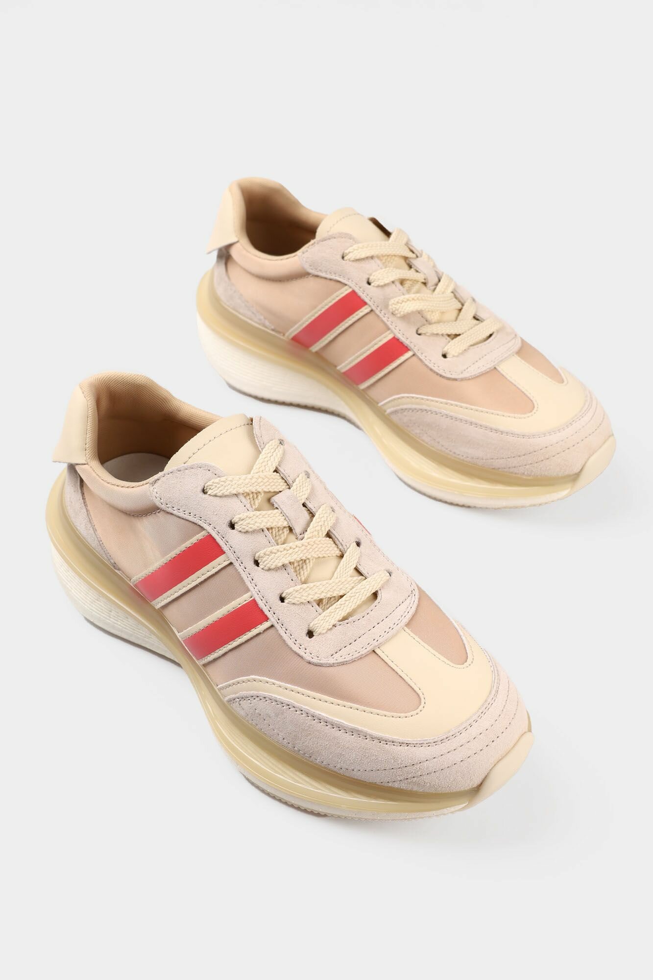 Кроссовки _