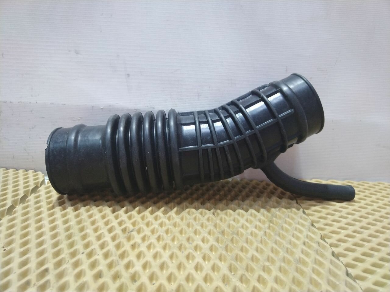 Патрубок воздушный nissan TD27 QD32