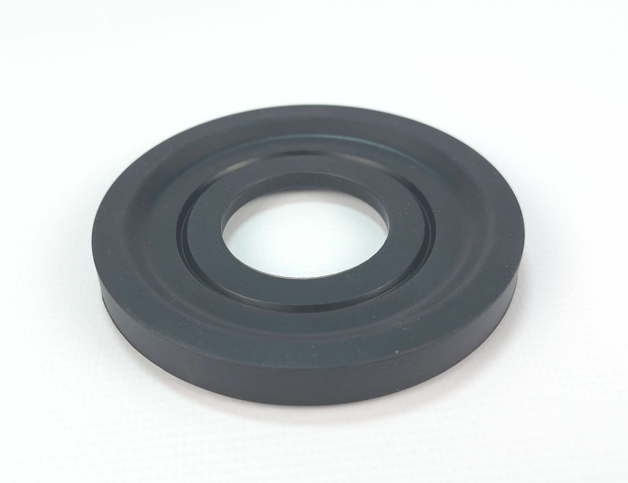 Прокладка водонагревателя ARISTON (MTS 65111788) Прокладка фланцевая D 88/36