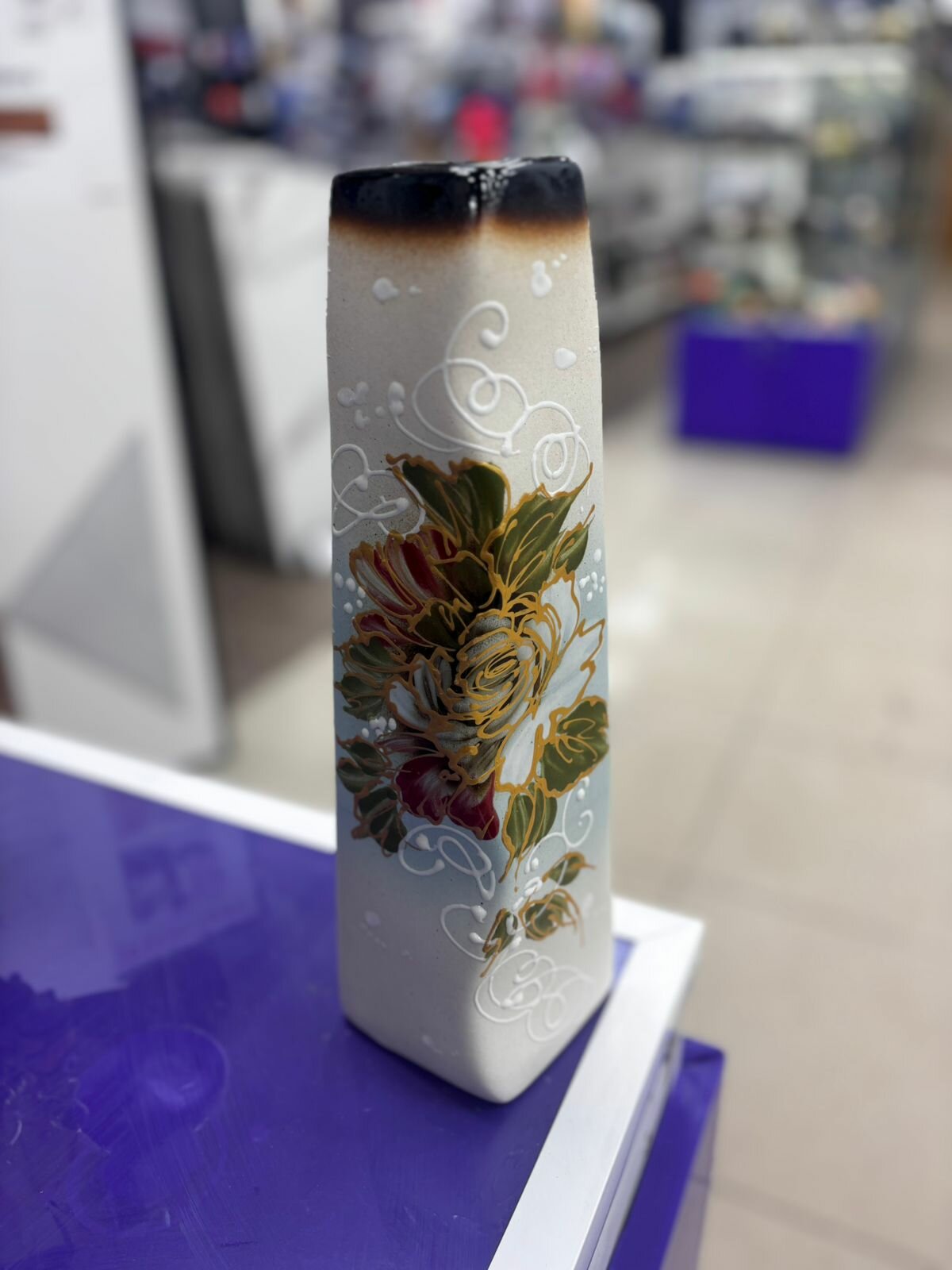 Ваза для цветов "Цветочный Шик"