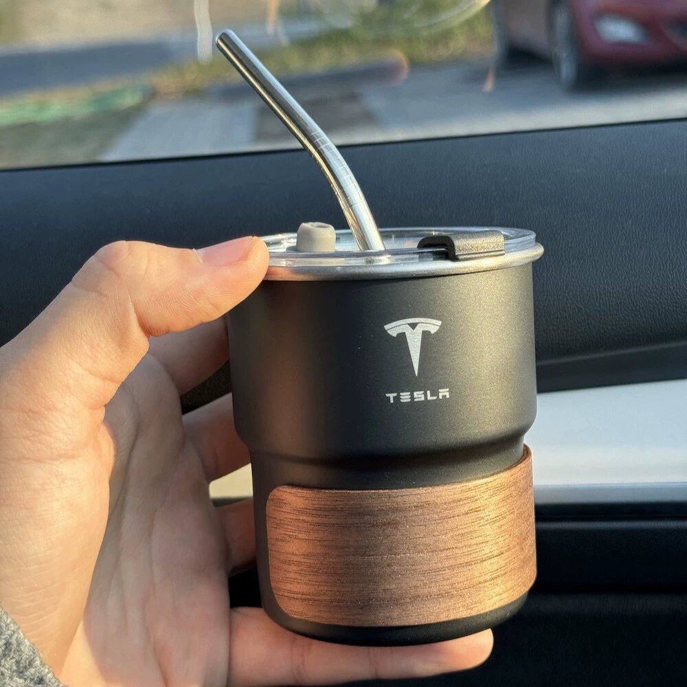 Кофейный стакан от Tesla, аналогичный кружке от Weilai, изготовленный из нержавеющей стали 304.