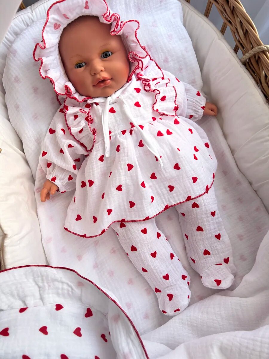 Комплект на выписку новорожденной