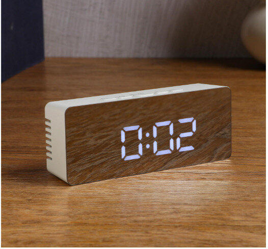 Часы настольные электронные 3*R03 USB белый Кержан