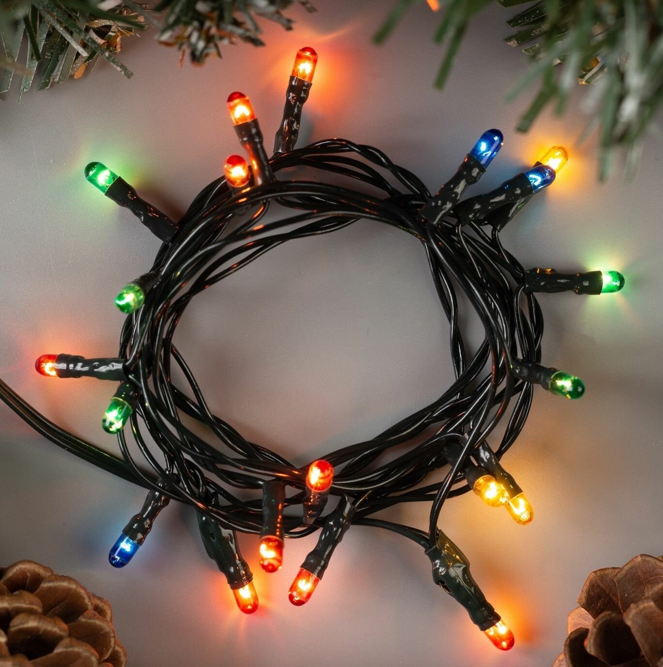 Гирлянда интерьерная светящаяся "Нить" 1.2 м, IP20, тёмный шнур, 20 LED, свечение мульти, работает от сети, 220 В, декоративная новогодняя электрогирлянда на новый год