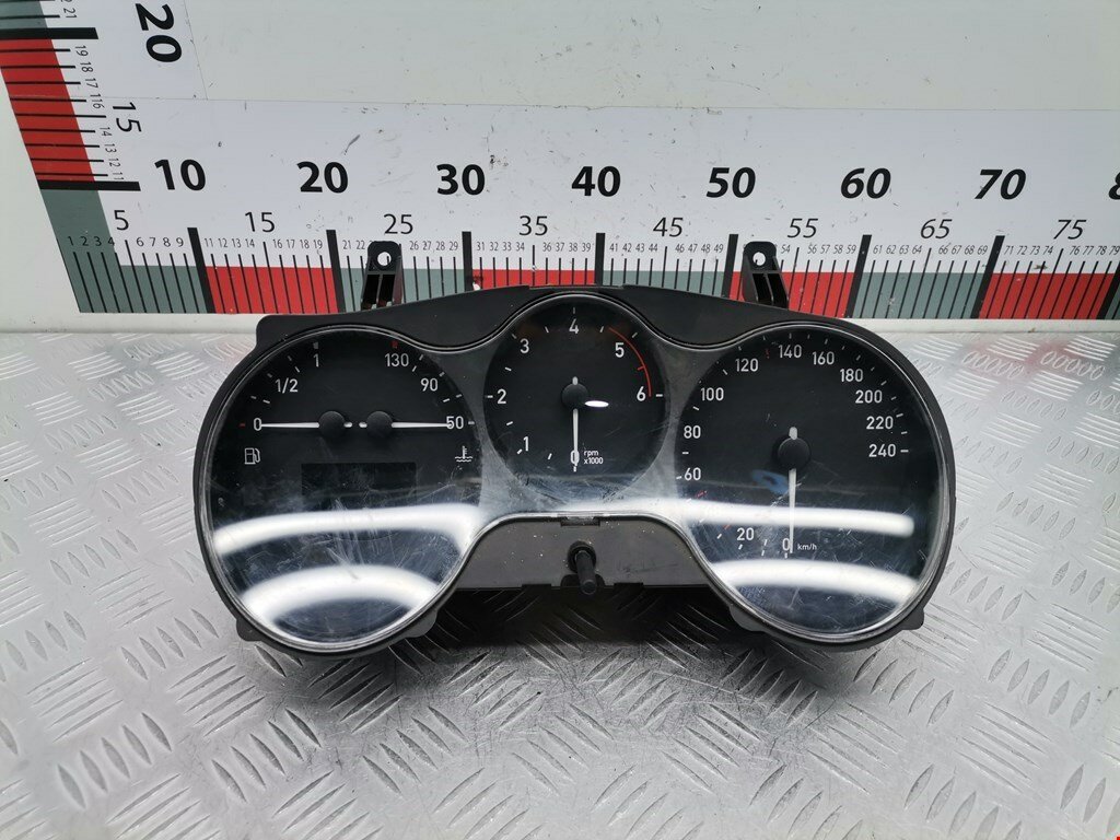 Панель приборная (щиток приборов) Seat Toledo 3 5P0920822EX арт. 2064389