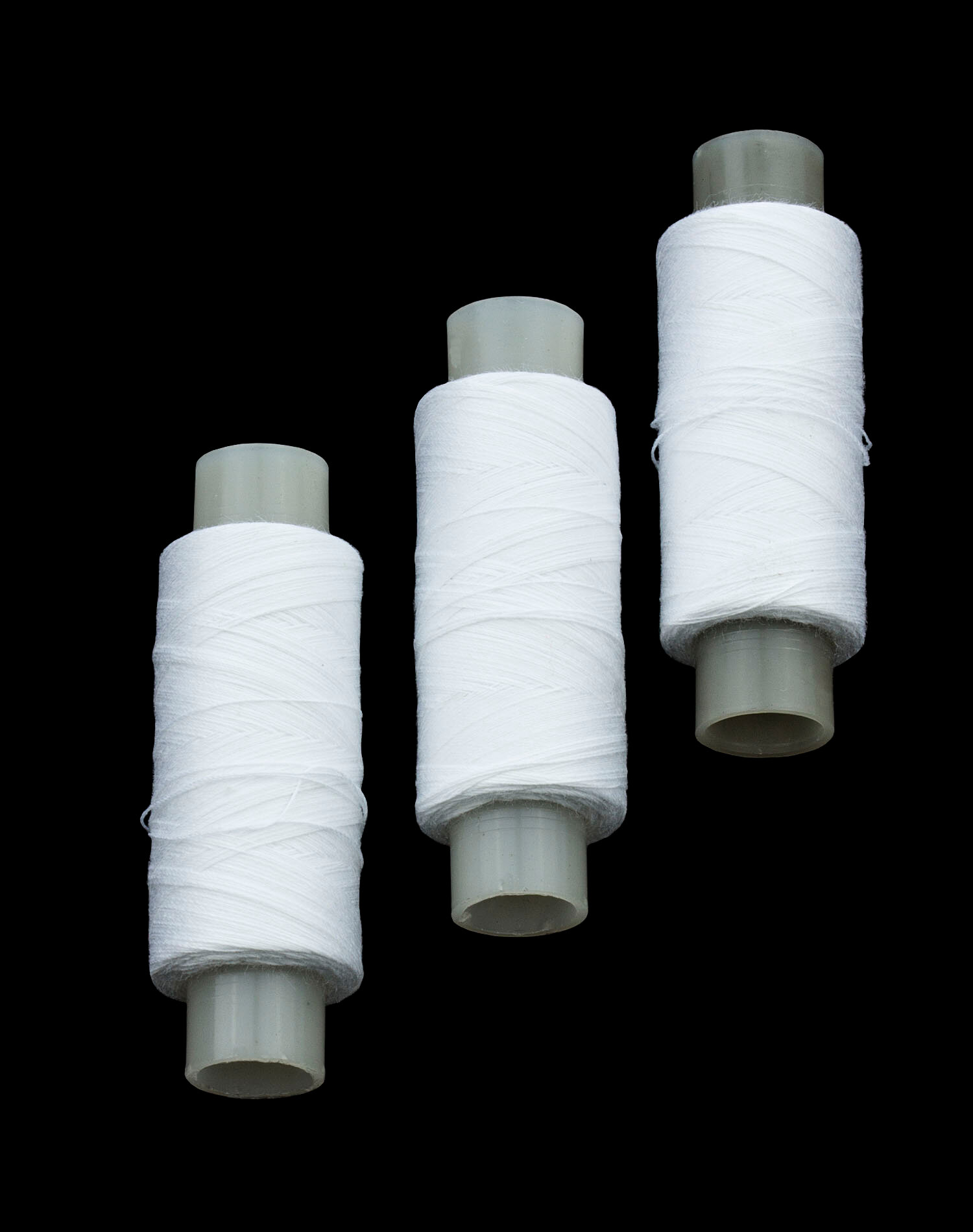 Нитки белые швейные 40 ЛШ Россия 3 шт