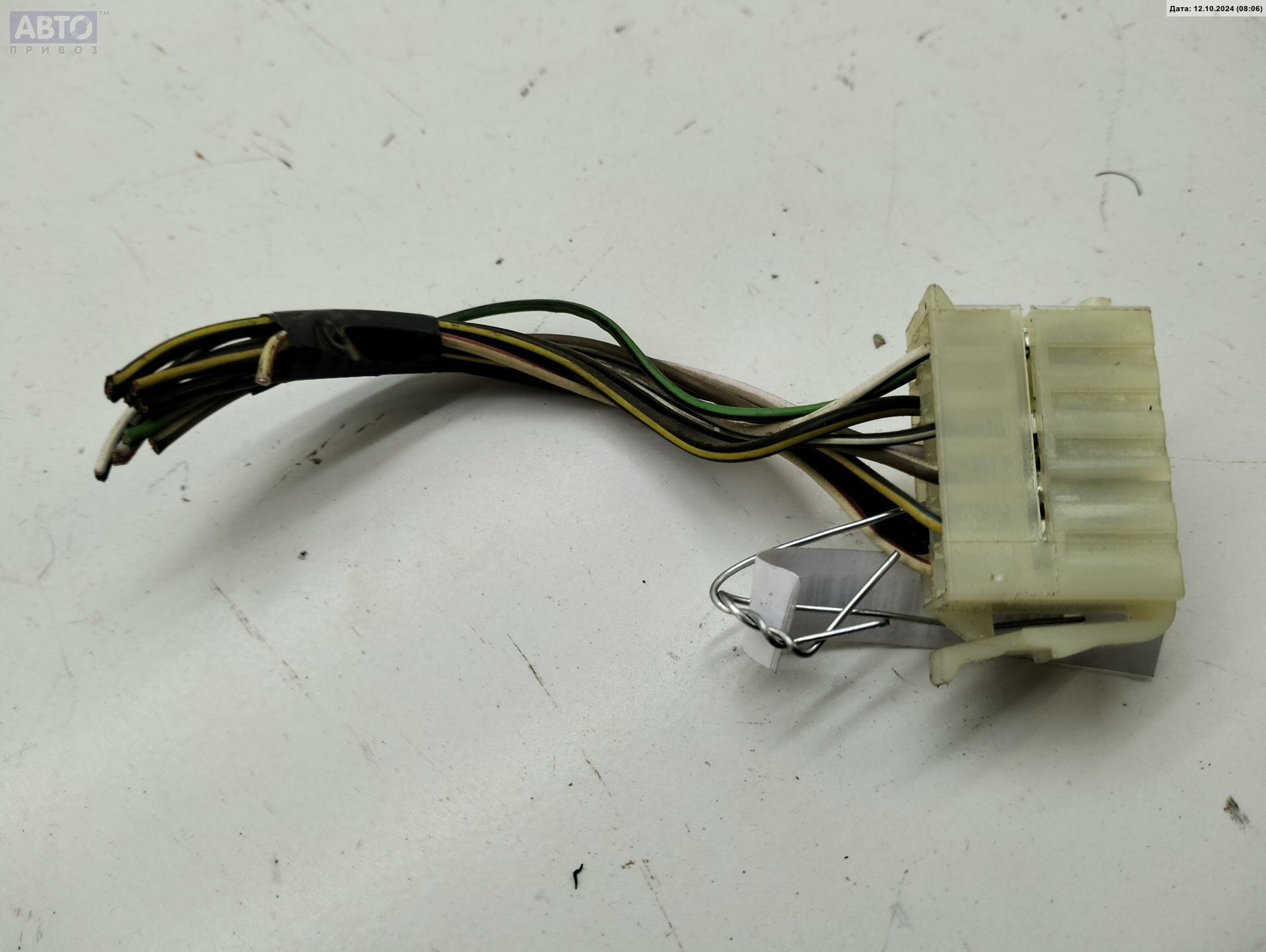 Разъем (фишка) проводки Volkswagen Passat B4