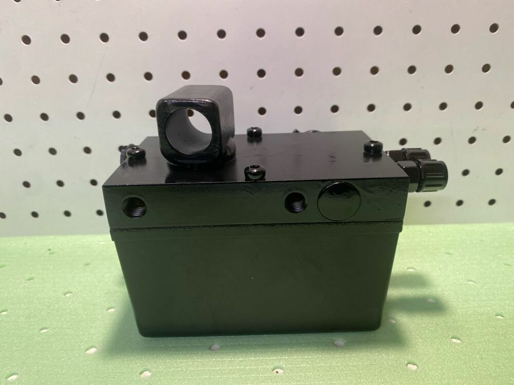 Насос подъема кабины для грузовиков SCANIA 4 series (скания)