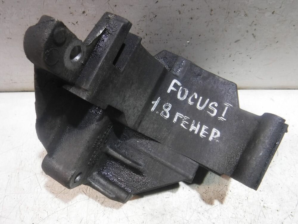 Кронштейн генератора Ford Focus I 98BB10039AC