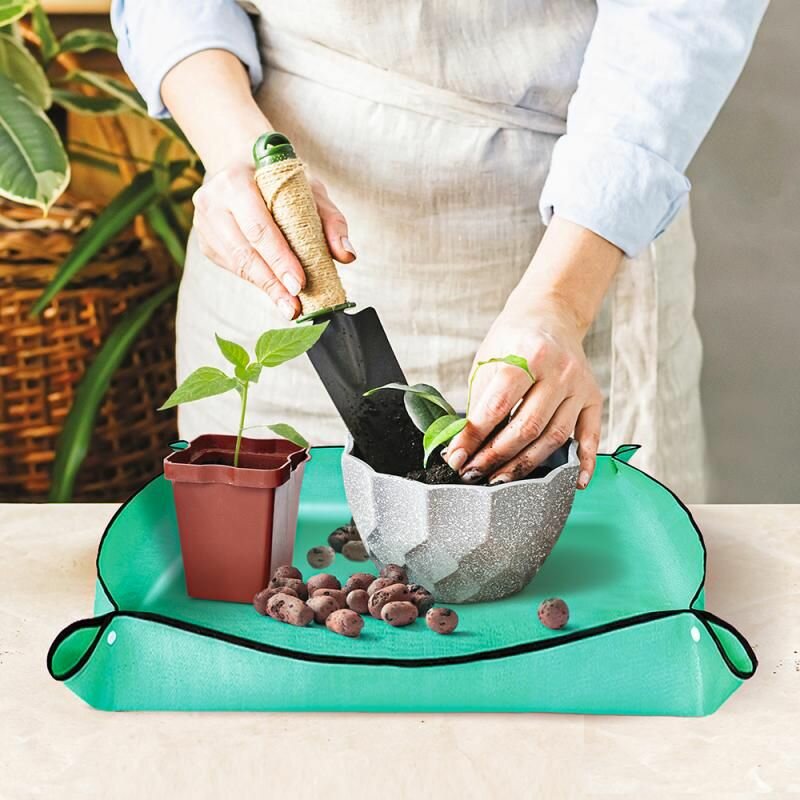 Коврик для пересадки растений, 66х66 см. из водоотталкивающего, антискользящего материала