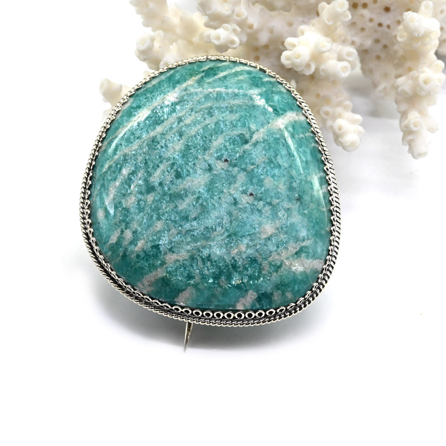 Брошь, амазонит