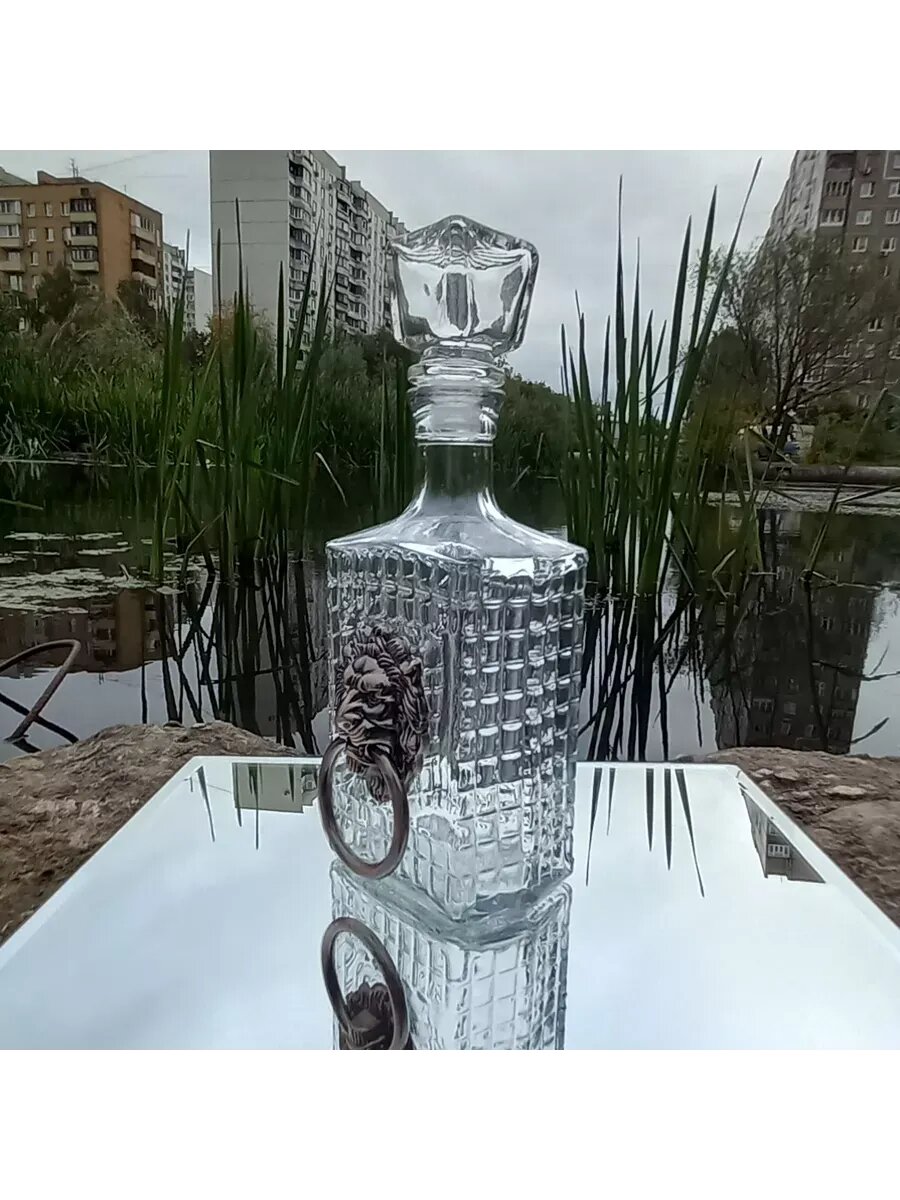 Графин граненый большой Лев 500мл в подарочной коробке — фото 1