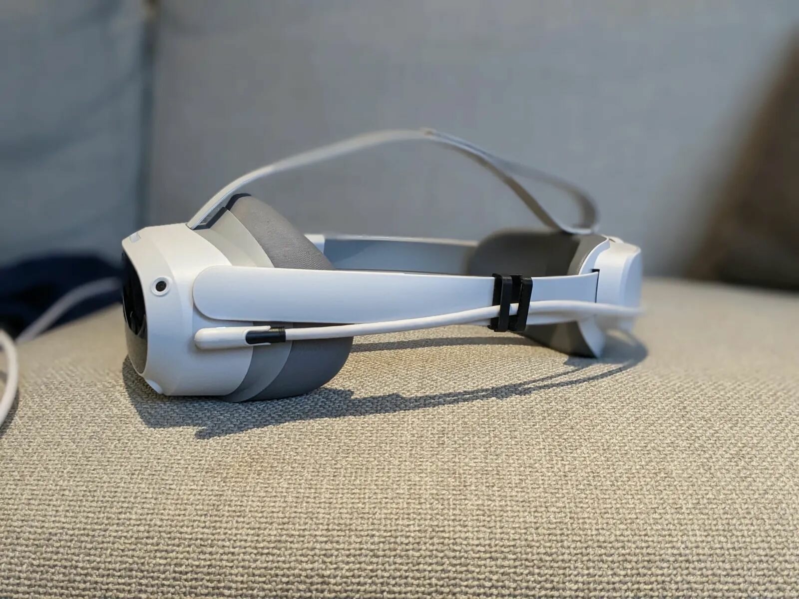 Клипса зажим для фиксации кабеля PICO4 3шт. черный