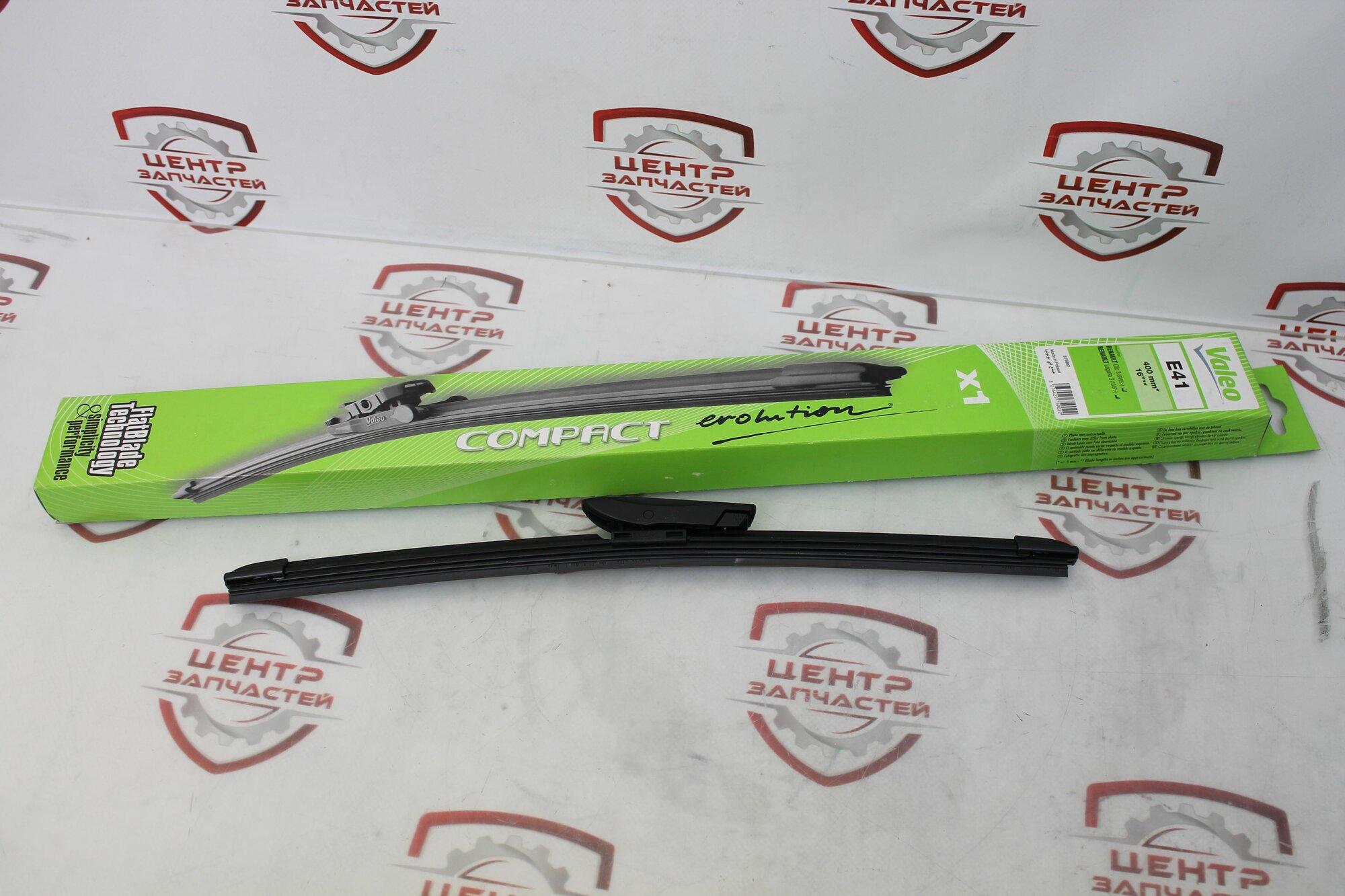 Щетка стеклоочистителя бескаркасная VALEO 575902 E41 Bayonet Arm 400