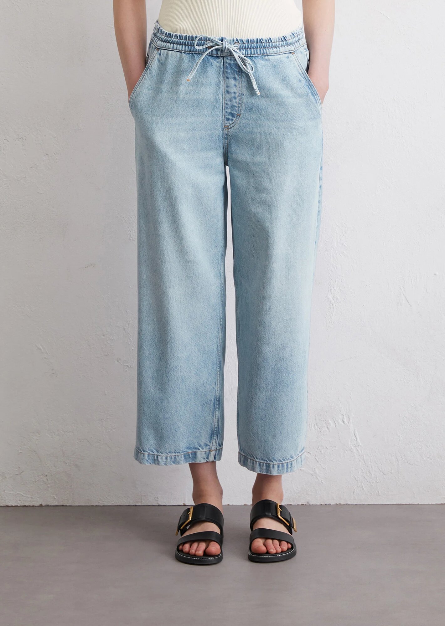 Джинсы широкие 