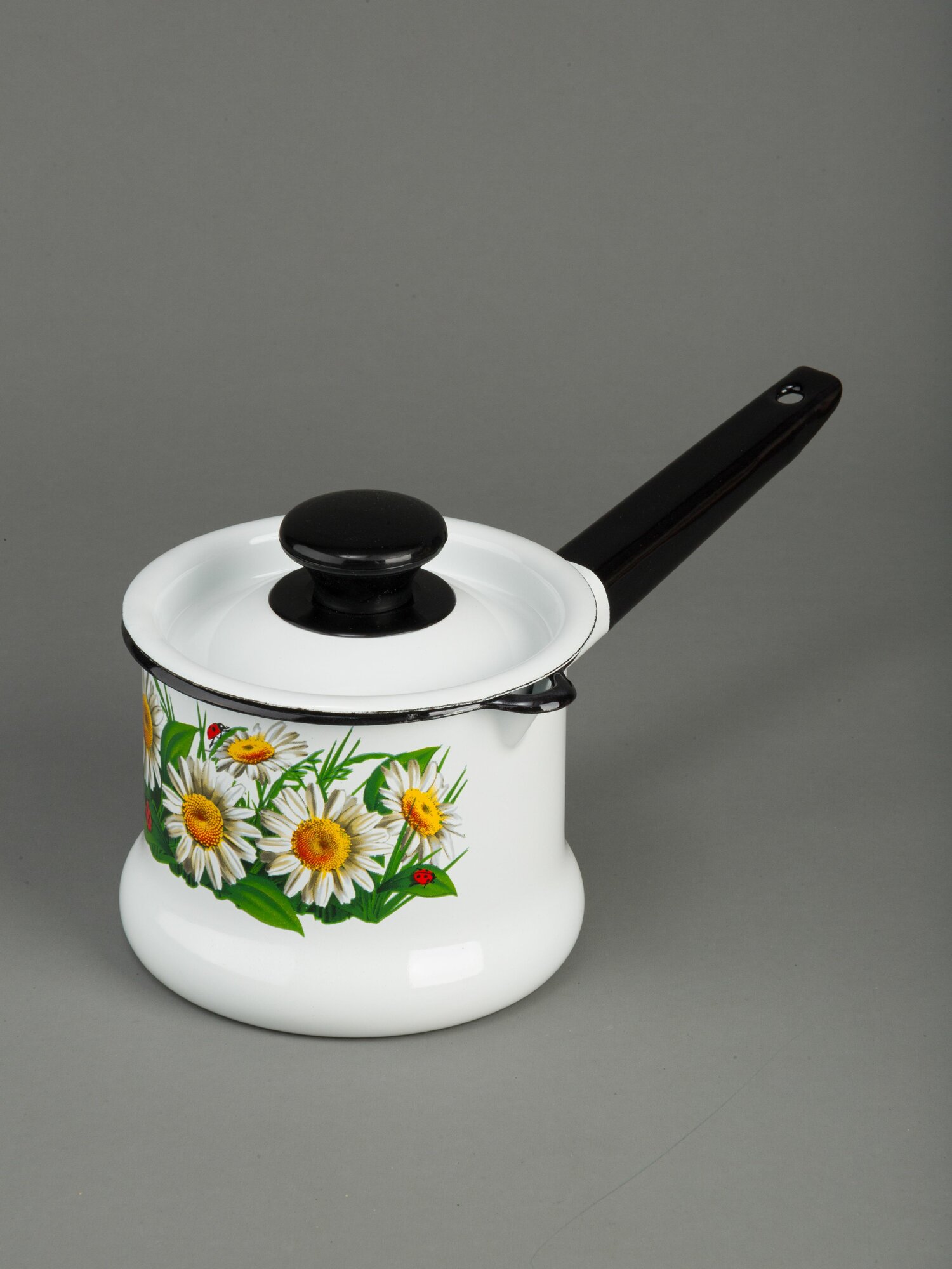 Ковш эмалированный 1 л с носиком