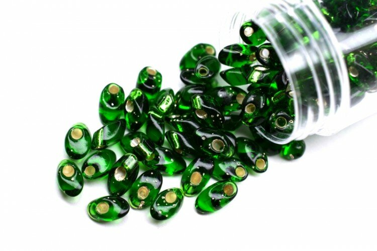 Бисер японский MIYUKI Long Magatama #0016 зеленый, серебряная линия внутри, 10 грамм