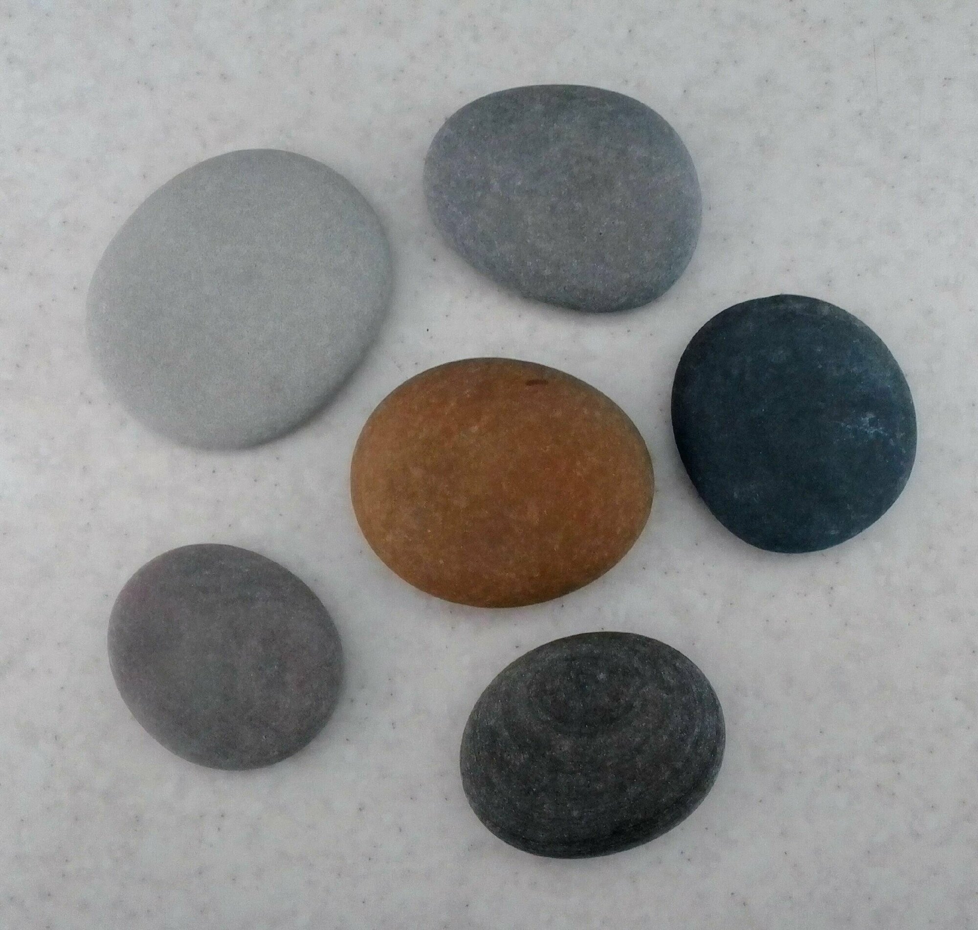 Крупная галька для творчества и рисования 6-8см. 6шт. Плоский камень.