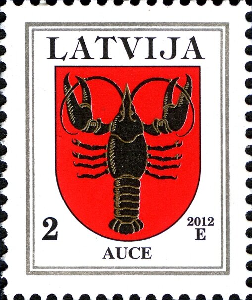 Почтовые марки Латвия 2012г. "Гербы Латвии - Ауце" Гербы, Раки MNH