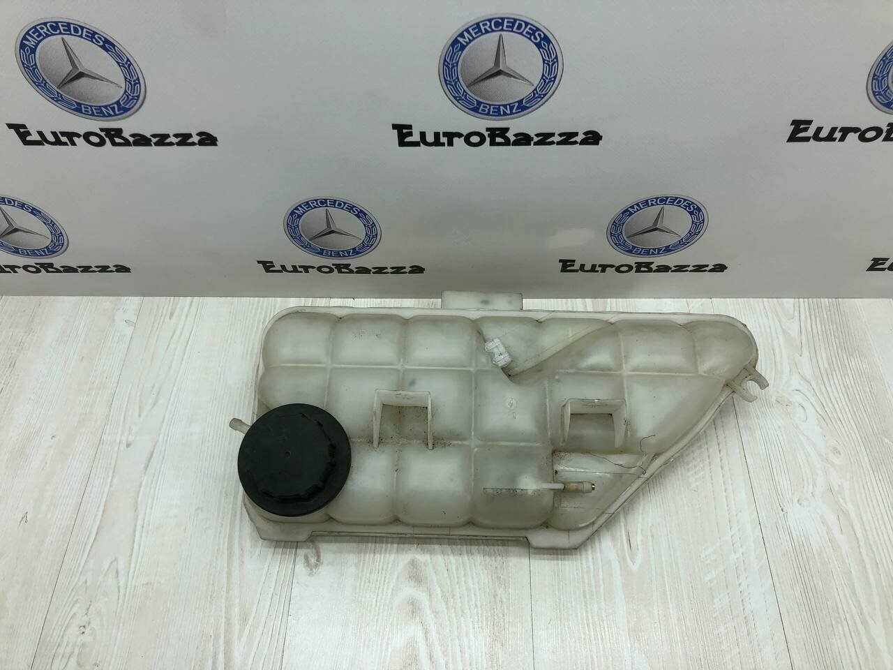 Расширительный бачок Mercedes W163 A1635000349