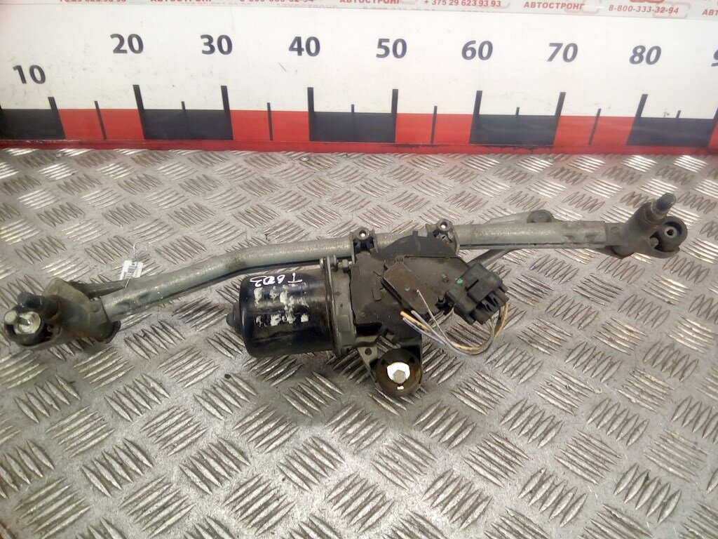 Механизм стеклоочистителя (трапеция дворников) Citroen C2 6401F4 арт. 586400